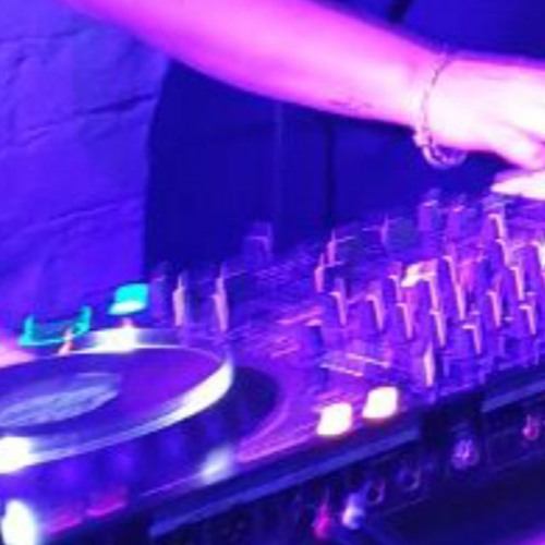 Stream KellerKinder Berlin | Listen to DJ Sika Akis @ KK! playlist ...