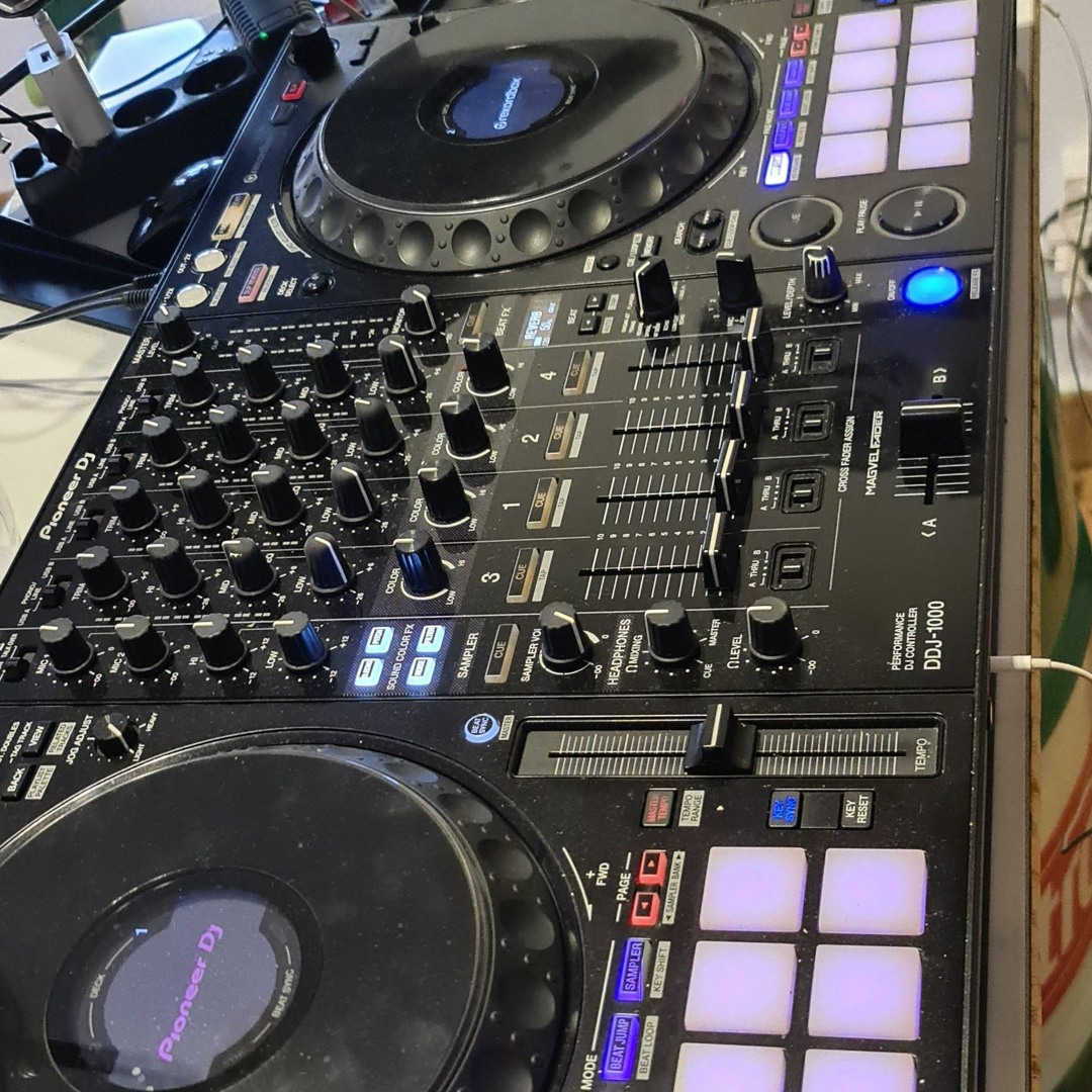 Stream Thai Hoang full 2023 Mix Dj Simone Spiga by DJ Simone Spiga ...