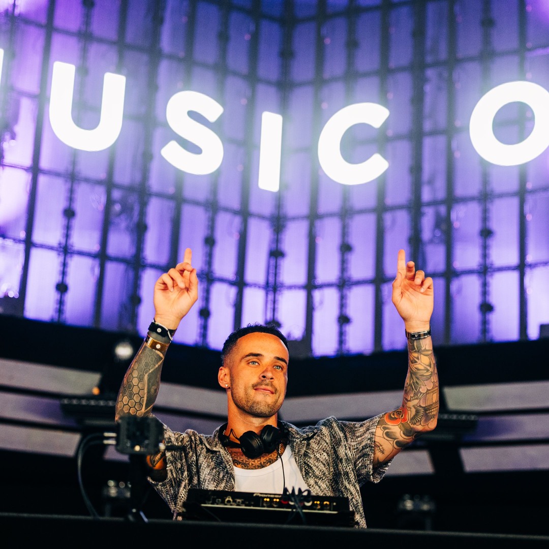 Stream CALVIN CLARKE AT MUSIC ON FESTIVAL 2024 // AMSTERDAM // OPENING ...