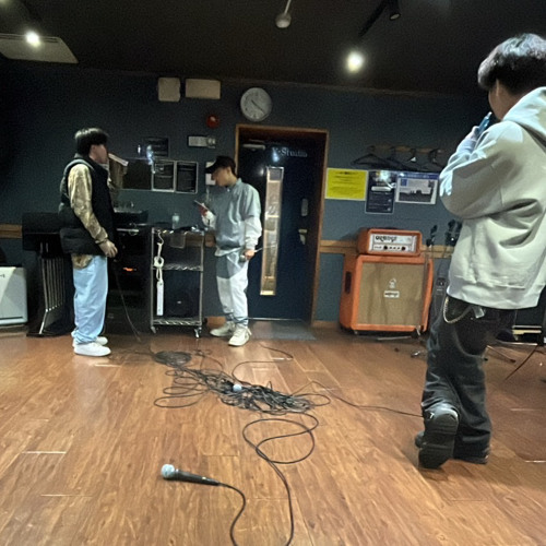 Stream Be on TOP (BIG KIDS&DJ_OMU) by cheeky young （チッキーヤング） | Listen ...