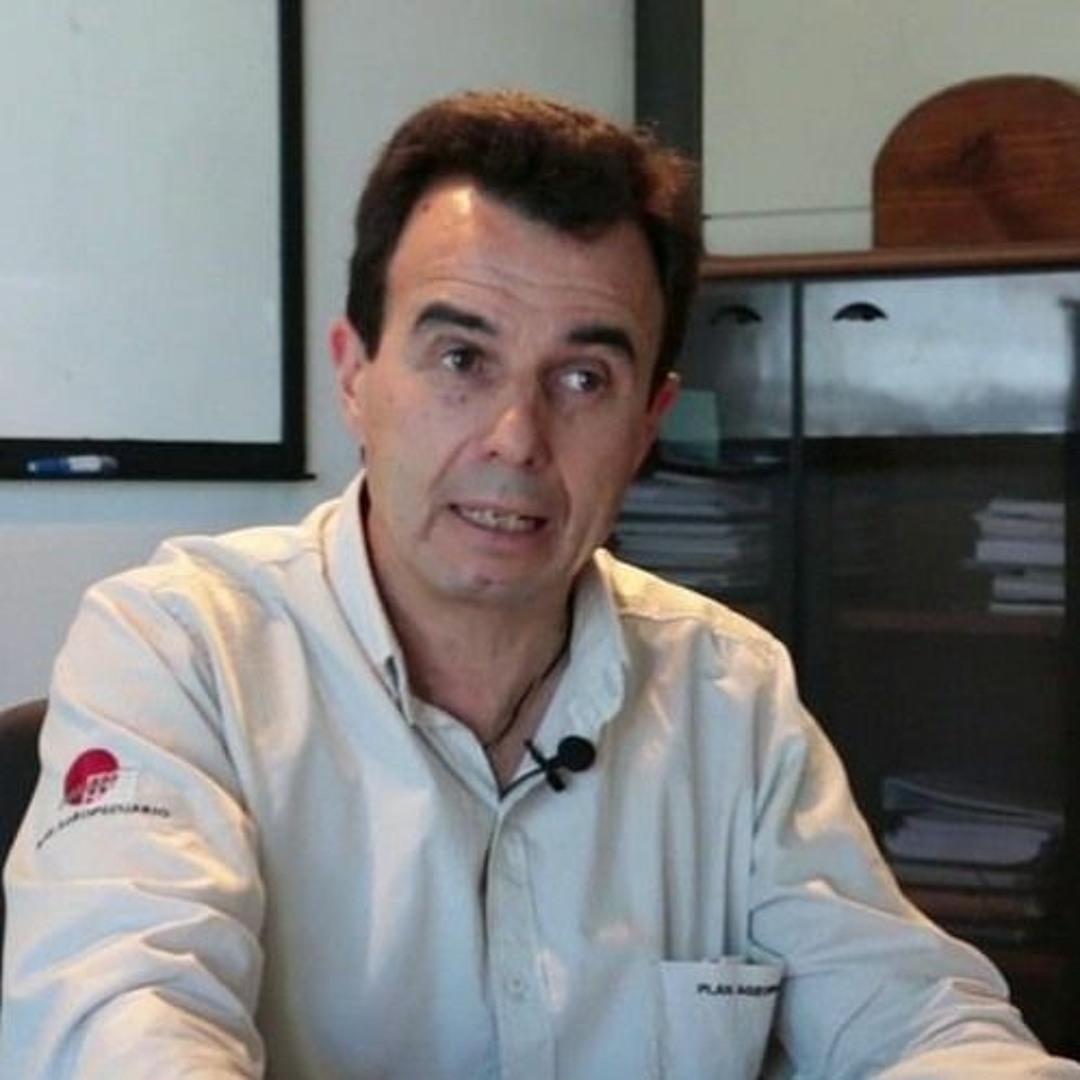 Stream Carlos Molina by 100% Mercados | Listen online for free on ...