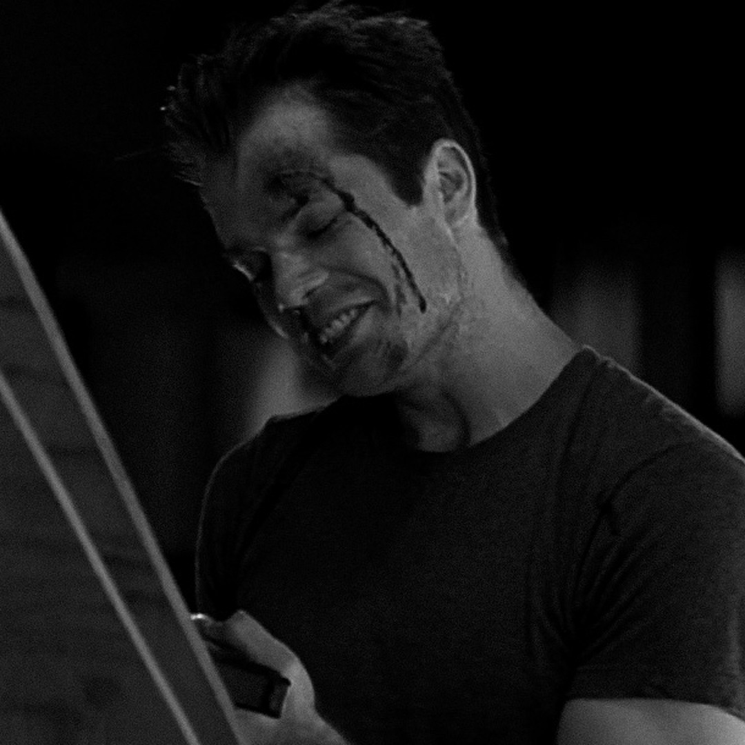 Stream jump out the house by chainsaaws | Listen online for free on ...