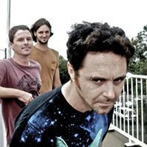 Stream Spazmoo/Elephant | Listen to Elephant - L playlist online for ...