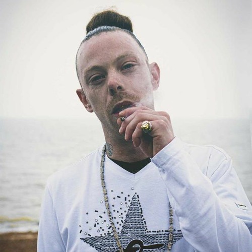 Stream M Dot R - Turn Purple by INTUNE RADIO | Listen online for free ...