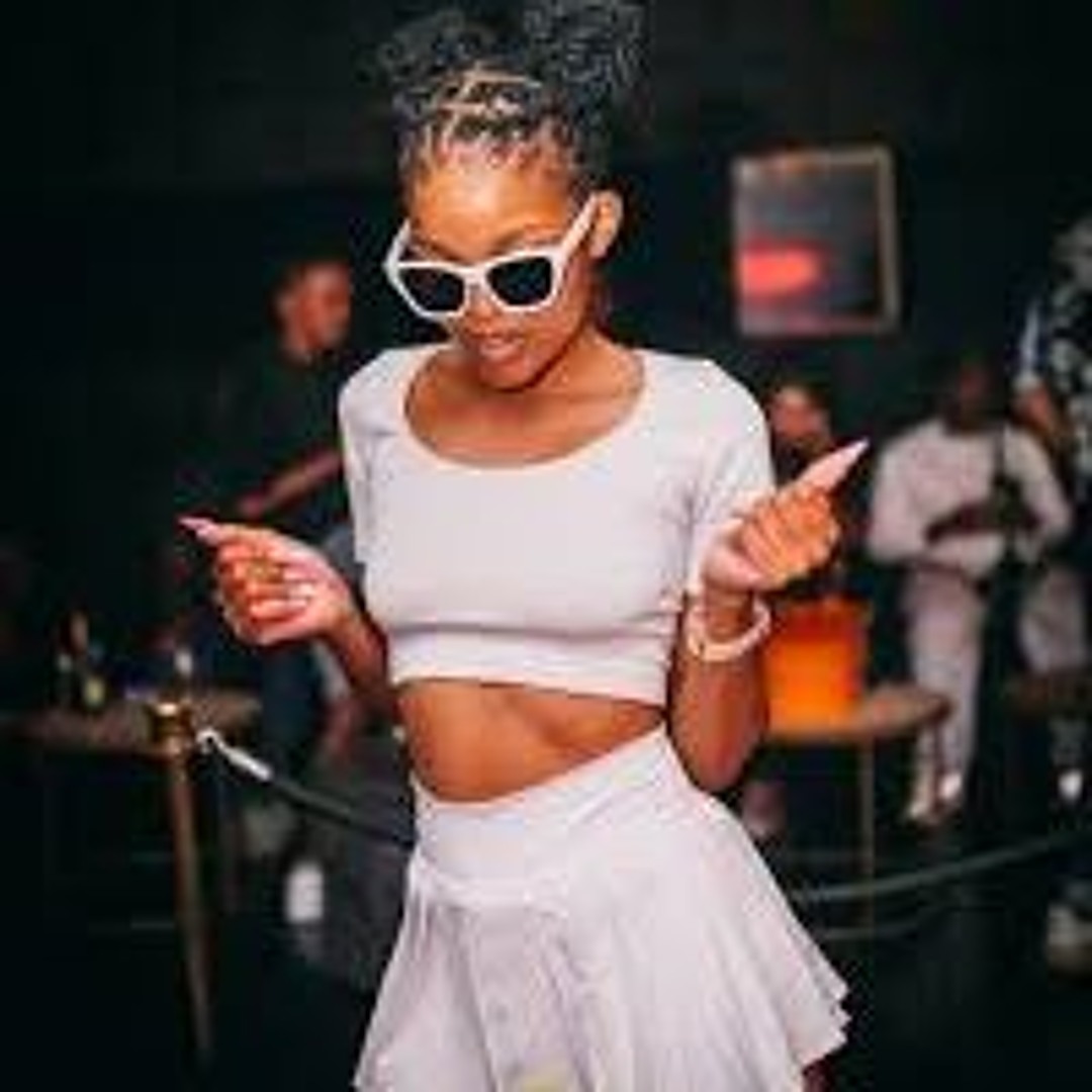 Stream Zanzou Nightclub Trending Video Original by Moly Qwin | Listen ...