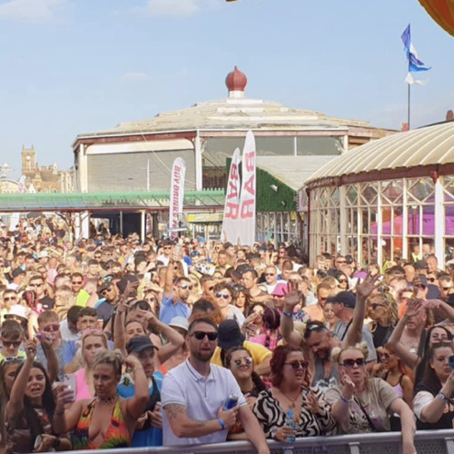 Stream BOUNCE MIX 05 JUN 23 by DJ DIZZY D | Listen online for free on ...