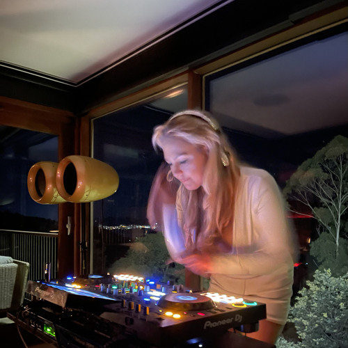 Stream Late Night by QueenX | Listen online for free on SoundCloud