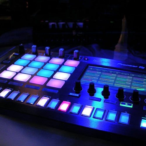 Stream Uplifting Future Bass | Free Download | - Wav format - by Free ... Stream Uplifting Future Bass | Free Download | - Wav format - by Free ...