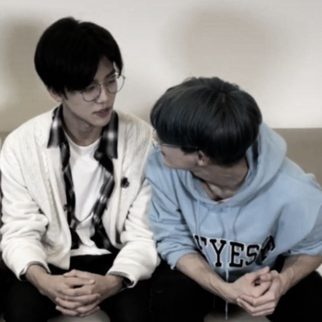 Stream YENTED - ที่รักใจเย็น (Unsettled) ft. BlackHeart , Williams by Justherbegging. | Listen ...