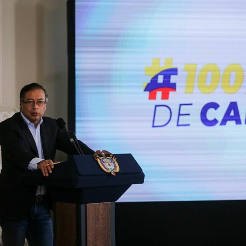 Stream Gustavo Petro Cumple 100 Días En El Gobierno de Colombia | Por ...