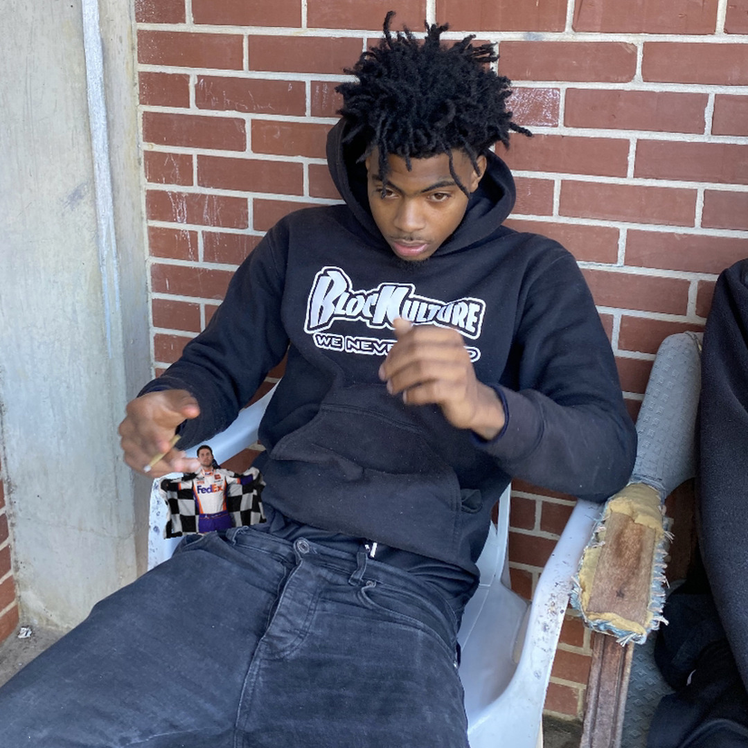 Stream LAZER DIM 700 - free munyun lick (Prod christiann) by LAZER DIM ...