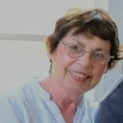 Julia Conover's Instagram, Twitter & Facebook on IDCrawl