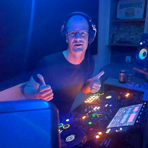 Stream 2023 - 05 - 12 Freestyle Madness - Ode Aan DJ Jay - On by Reno ...