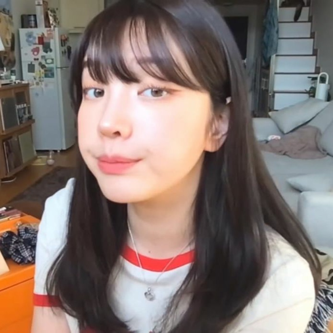 Stream η o w i e | Listen to xooos 수스 Cover ♪ playlist online for free ...