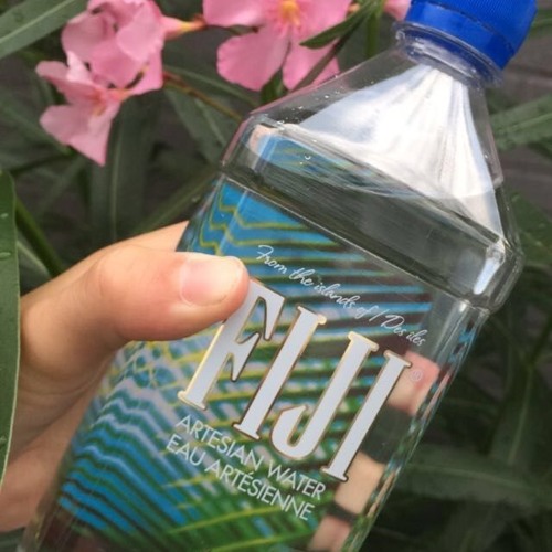 Stream Trippy war * out now all platform * (prod.zisokada) by motty ...