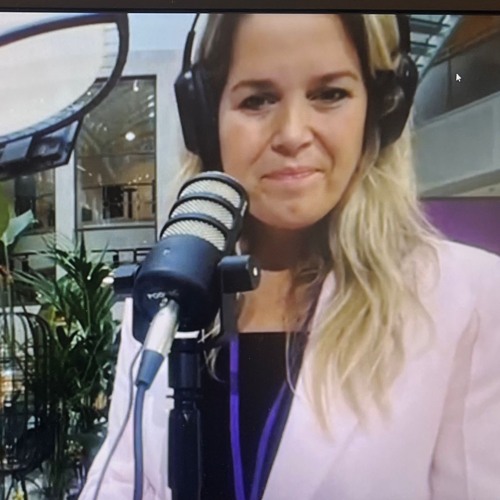 Stream episode Claar van Ittersum (KVK) en Ruth van der Vlugt ...