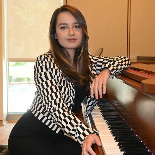 Stream A pianist from Kosovo To Reno by Vanesa de la cruz | Listen ...