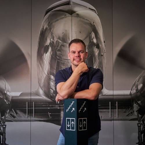 Stream episode SignTalk 15 - Mark Bos - Signpres Group by SignTalk ...