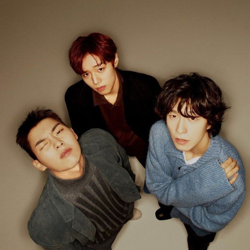 Stream Meego - Hero by huangsunn | Listen online for free on SoundCloud