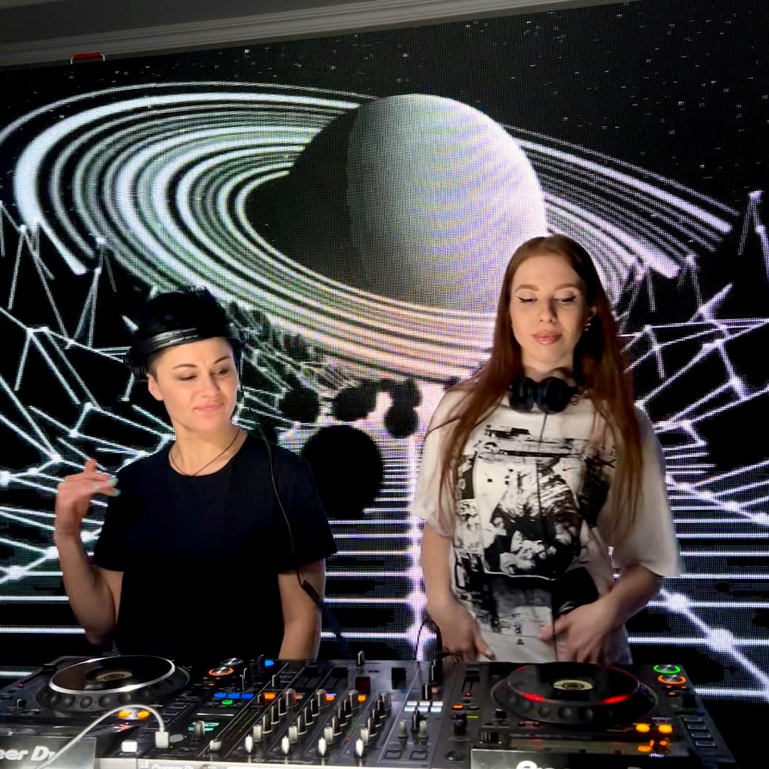 Stream Etonika b2b Natasha Rostova - Melodic Mix by ETONIKA | Listen ...