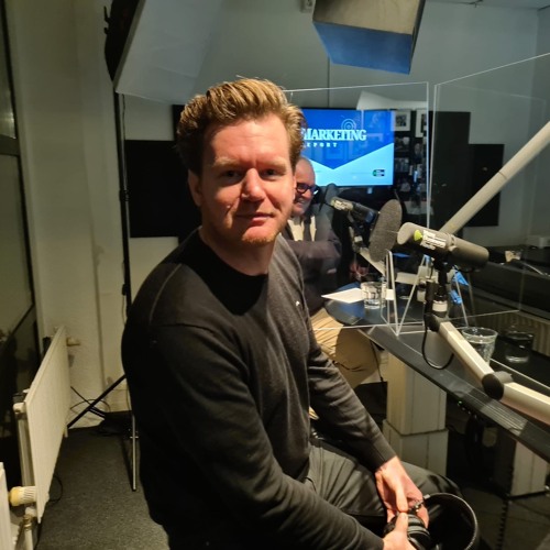 Stream episode Valery Gresnigt (Polestar) - Marketing Report 16 ...