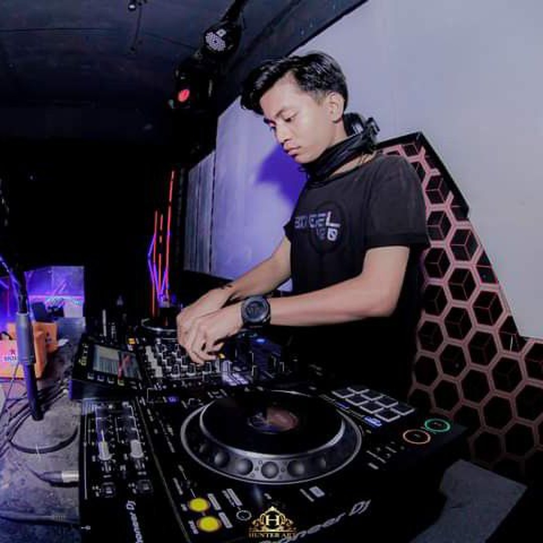 Stream SENGET - Bogel Mix#Mixtape by Bogell Mix V2 | Listen online for ...