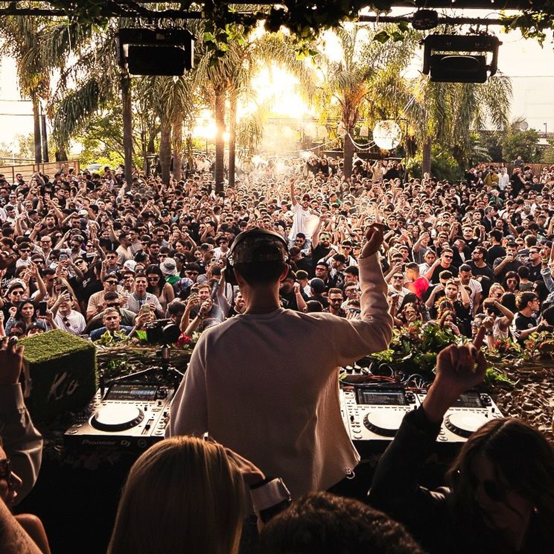 Stream Cloonee: Sunrise Set Live From Argentina by Cloonee | Listen ...