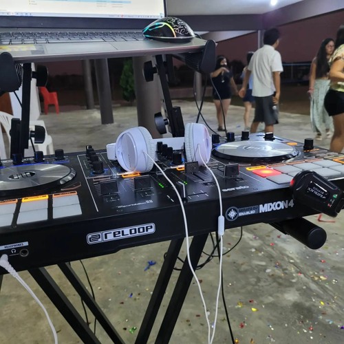 Stream 102 Agua Bella Tributo A La Cumbia Peruana Elsa Y Cariñito- Dj ...