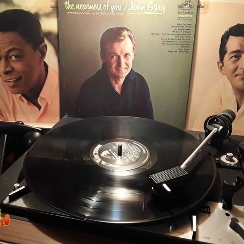 Stream #110 Broadcast 110 - Episode 103 - The Crooners - 20230930 - 3 in 1 = John Gary by Jim ...