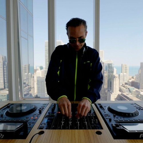 Stream Capri Live Set #1 - High Up Above the Chicago Skyline by CAPRI ...
