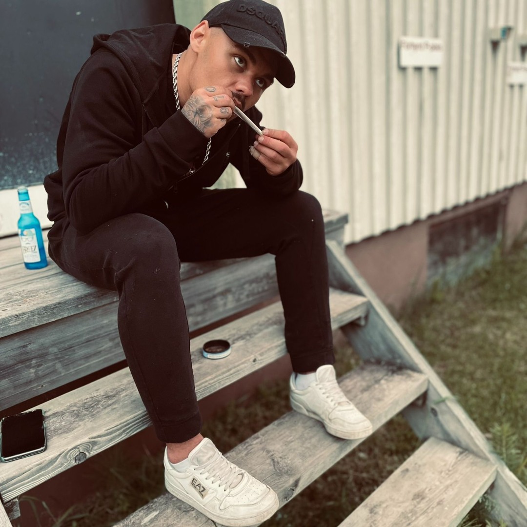 Stream Liam Rodriguez | Listen to Ja playlist online for free on SoundCloud