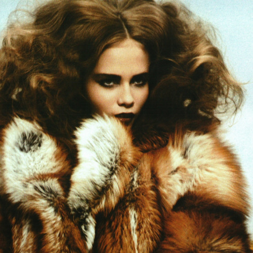 Stream Britney Spears (unknown singer) - Who’s Crazy by PriNc3sSbXxX ...