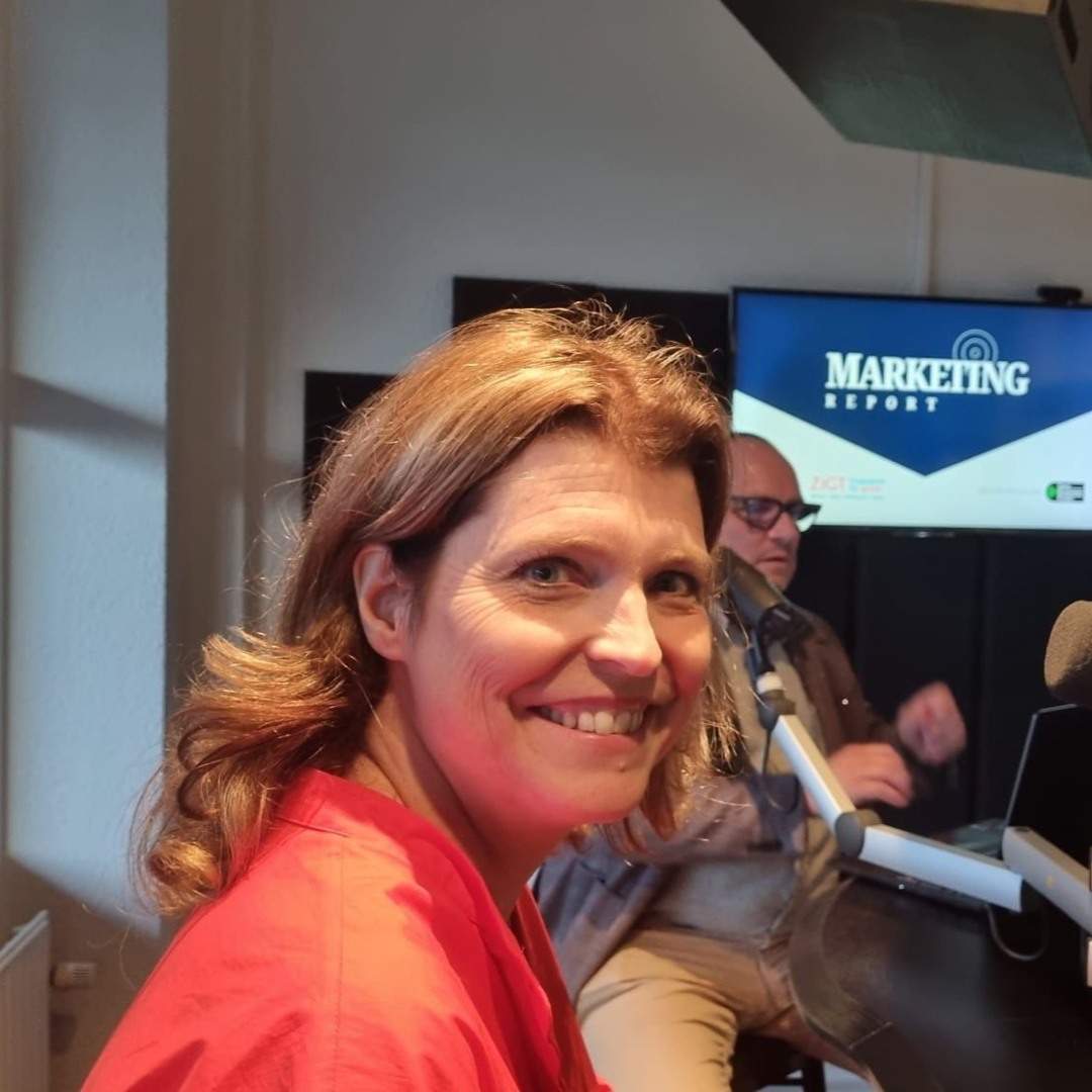 Stream episode Alexandra Legro (Hunkemöller) - Marketing Report 20 ...