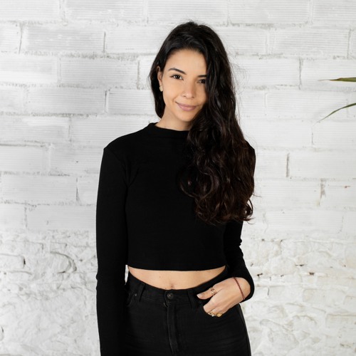 Stream episode Tombez Amoureux De Votre Corps by Safia Ayad podcast | Listen online for free on ...