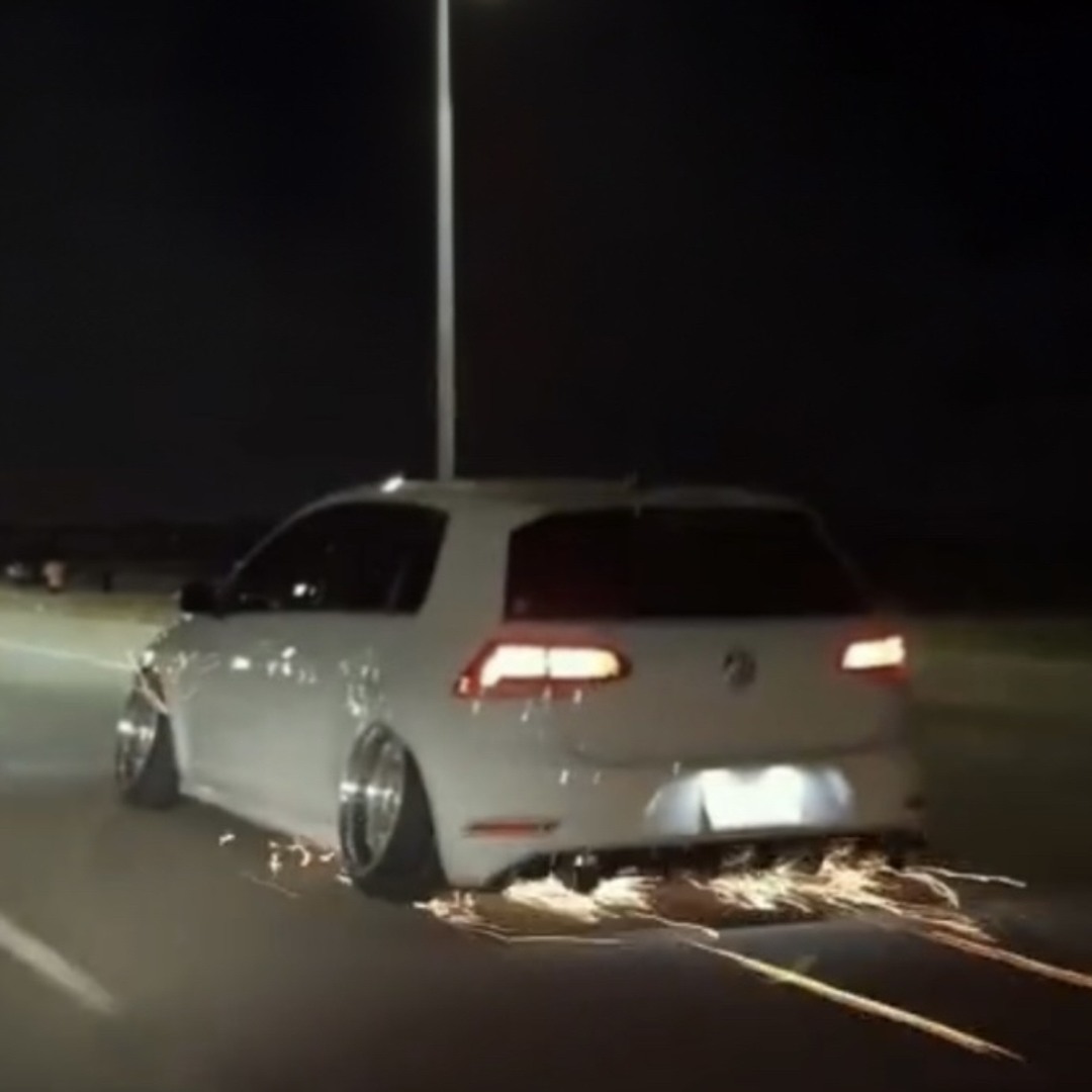 Stream hxrxleo | Listen to DJ ESS MIX PLAYLIST playlist online for free ...