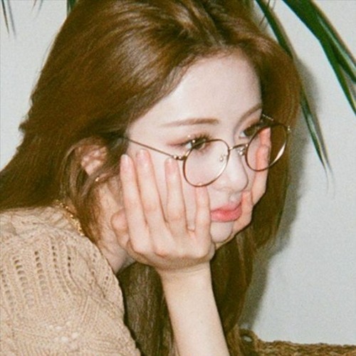 Stream Yunjin (LE SSERAFIM) - Think of Me (The Phantom of The Opera ...