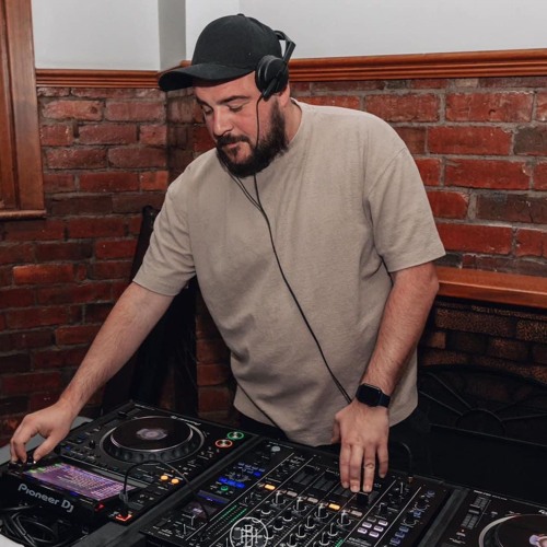 Stream Tony P - RnB For The Over 30's by Tony P | Listen online for ...