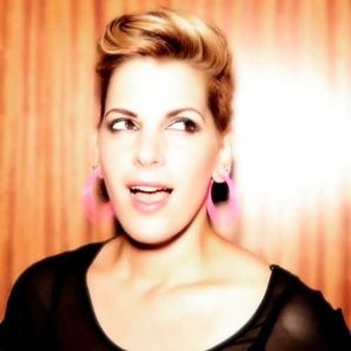 Stream Nici- 02 - Bei Dir Sein by Nicole Roman | Listen online for free ...