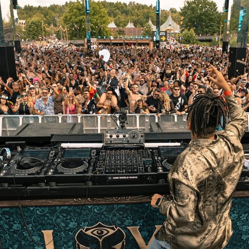 Curol @ Crystal Garden Stage, Tomorrowland, Belgium 2025-07-27