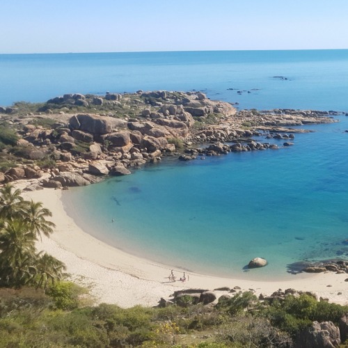 Stream lane monaei | Listen to ilan songs 2025 playlist online for free ...