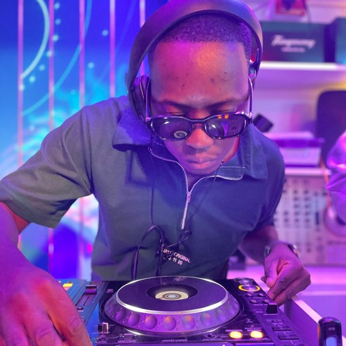 Stream Amapiano Mix 2022 by Tinho Premium | Listen online for free on ...