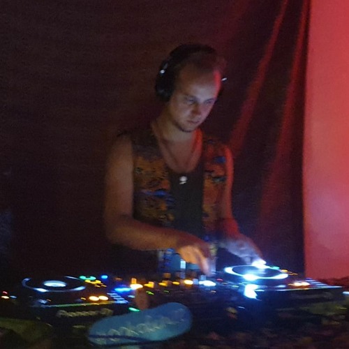 Stream Ycaro @ Office Rave (Haarlem, 28-10-2022) by Ycaro | Listen ...