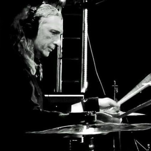 Stream LOVE GUN by MARTIN VEIGA ( DRUMMER ARGENTINA) | Listen online ...