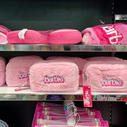 Stream Isabella Lee on influencers and perpetuating microtrends by ...