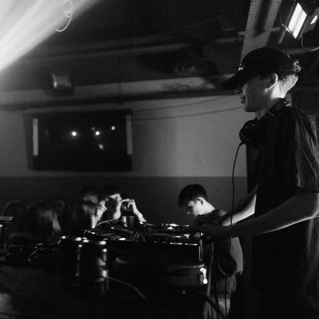 Stream CHALLINOR - MIX 003 by CHALLINOR | Listen online for free on ...