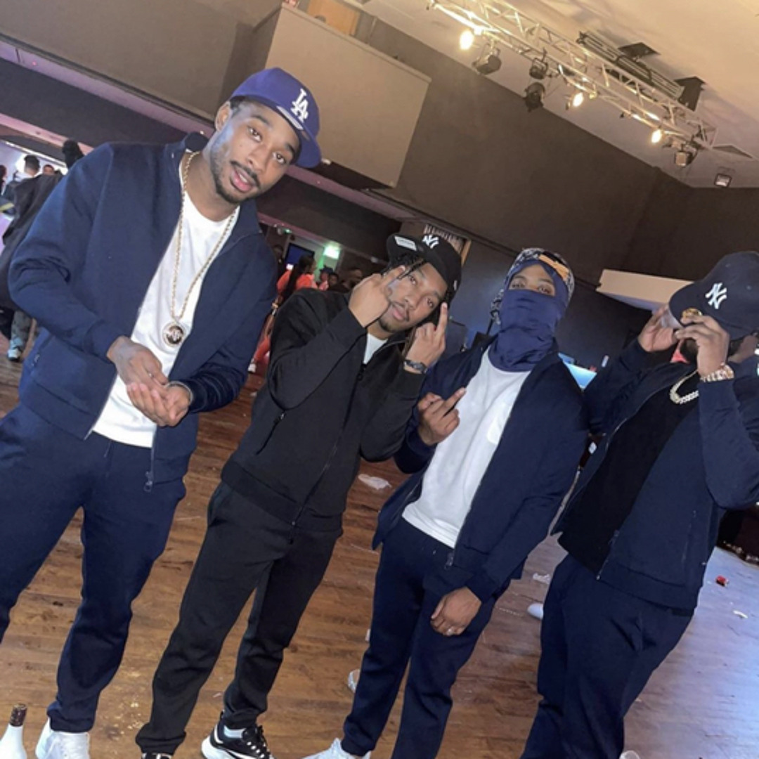 Stream #Siraq Sneaks x Tallest - In The A by Zeds | Listen online for ...