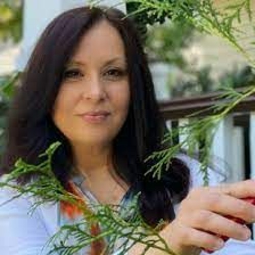 Stream Jessica Damiano - Garden Columnist - Talking Tomatoes Digging in ...