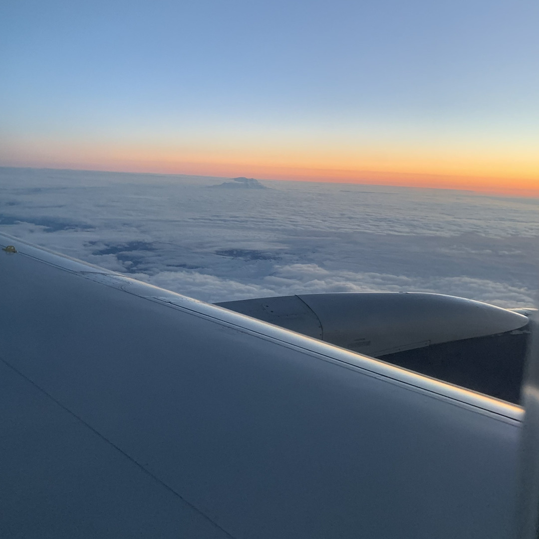 Listen to Davina Manibusan - Sumen Puti by Lorena lynn in chamorro jams playlist online for free ...