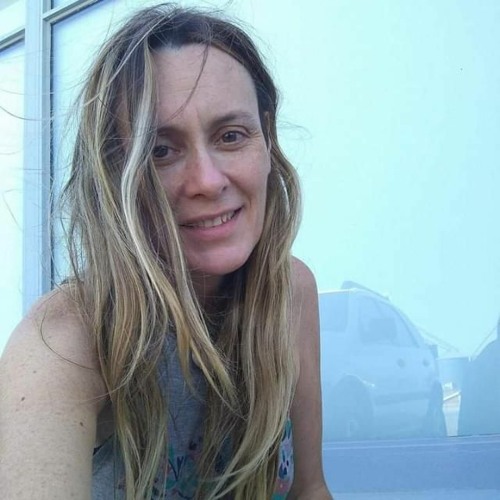 Stream Columna De Andrea González -Genero, Diversidad Y Política A ...