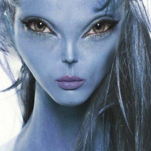 Stream Alien To Me by compt7 | Listen online for free on SoundCloud